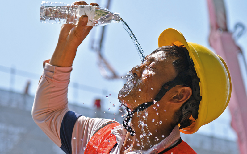 The dangers of working in extreme temperatures | IOSH magazine