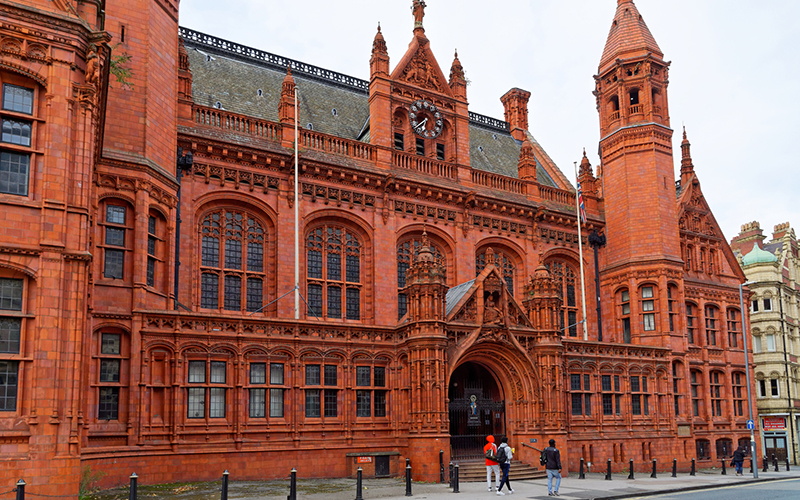 Paper manufacturer fined £600,000 after forklift crush injuries | IOSH ...